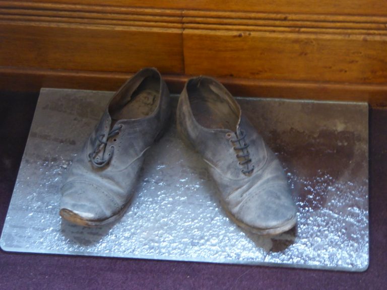 Manchester Unity Arcade – Melbourne – Vintage Victoria